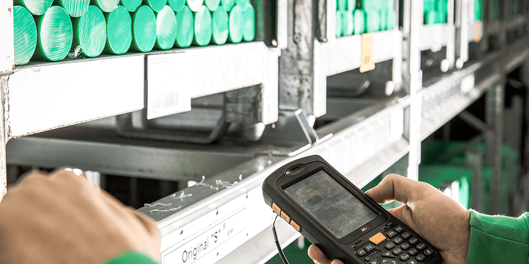 Seguimiento de lotes digital en el almacén y la producción